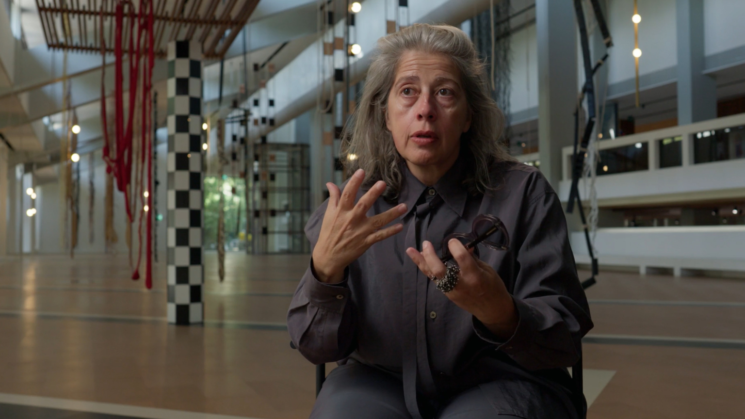 Leonor Antunes: «Gosto muito de começar a pensar uma exposição a partir ...