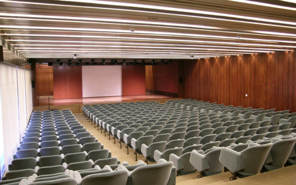 Auditório 2 | Auditórios | Fundação Calouste Gulbenkian
